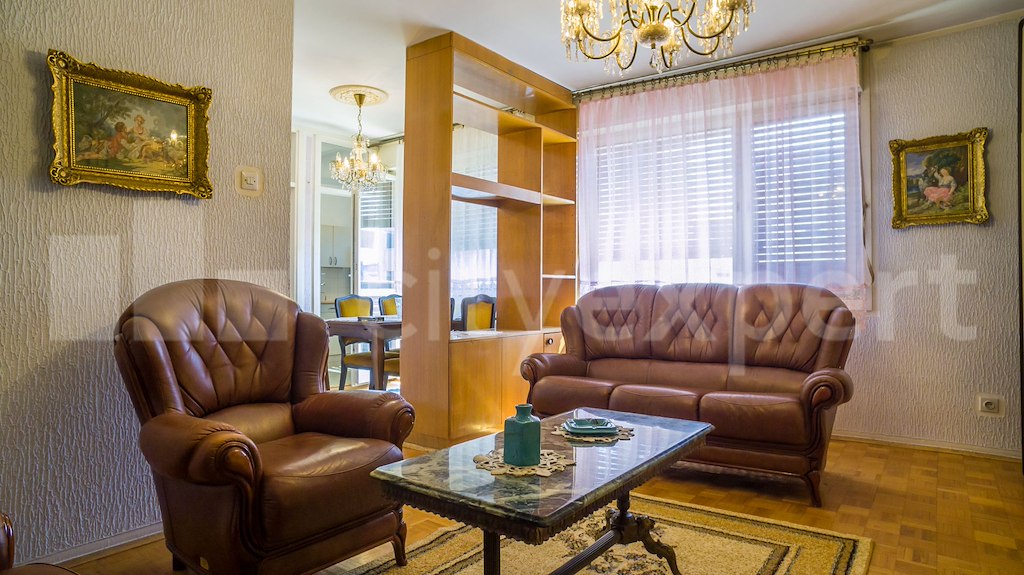 Stan Izdavanje Novi Sad Bez skrivenih troškova - 82m², Bulevar cara Lazara, Novi Sad - 500€