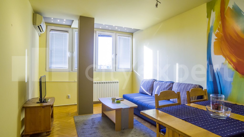 Stan za prodaju - Dvosoban, 41m², Bulevar Mihajla Pupina, Novi Beograd - 168000€
