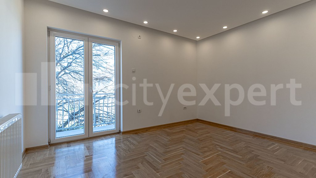 Stan za prodaju - Trosoban, 64m², Vodovodska, Čukarica - 183000€