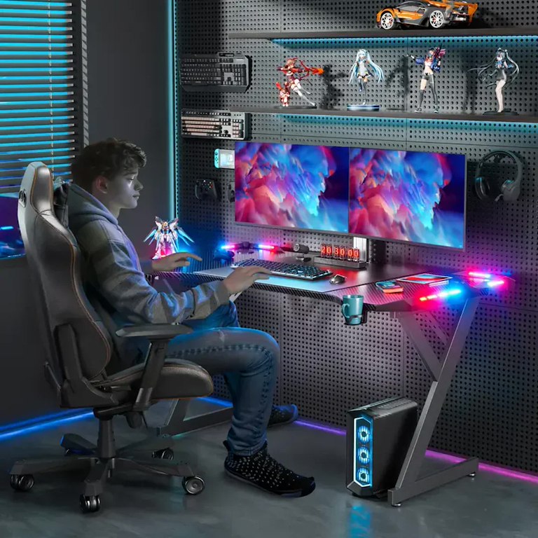 RGB Gaming Sto – Profesionalni Gejmerski Sto sa LED Osvetljenjem