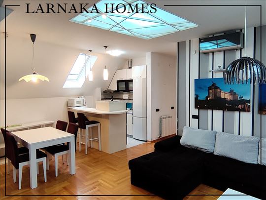 Vračar – Renovirana kuća 129m² | Lokal + Stan