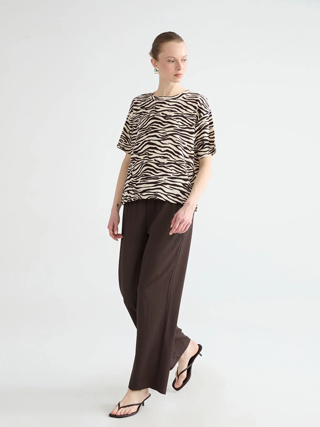 LCW Comfort Bluza Sa Leopard Printom I Okruglim Izrezom