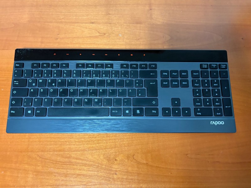 Ultra tanka blutut tastatura RAPOO E9270P