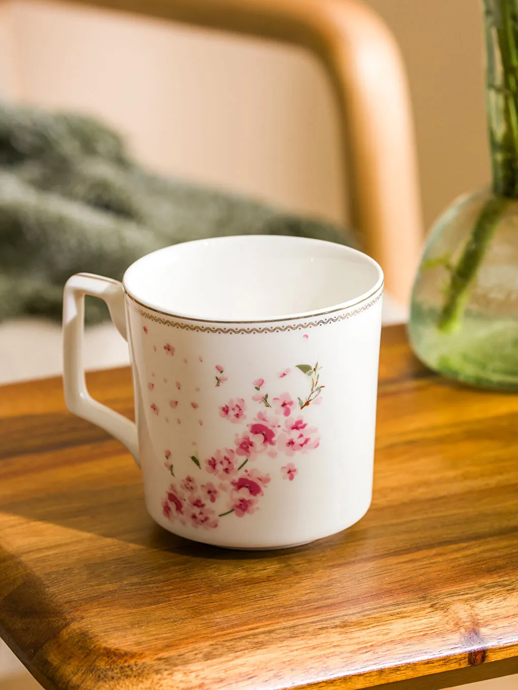 LCW HOME Porcelanska Šolja Sa Cvetnim Printom 350 Ml