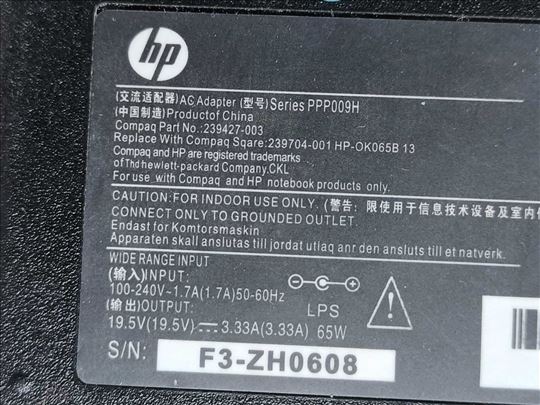 HP-ov adapter za napajanje laptopa (punjač)