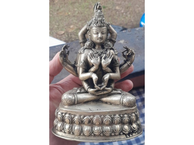 I buy rare and unusual Buddha's and Buddhist artifacts