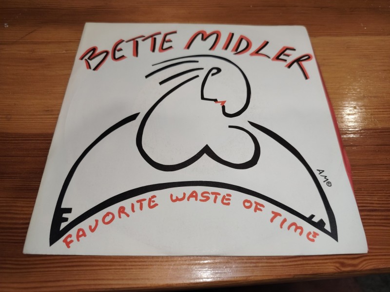 Bette Midler - Favorite Waste Of Time (1983)