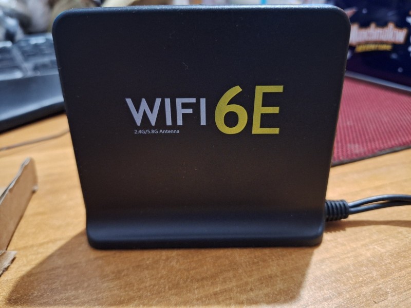 Wifi Antena 2.4g 5g 6g Tri-band wifi 6E NOVA NEKORIŠĆEN