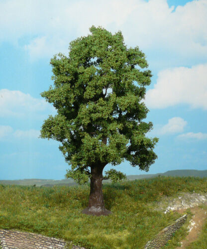 Heki 1740 Oak Tree 18 cm