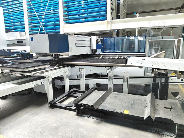 Mašina za lasersko probijanje
TRUMPF TruMatic 7000 (K08G) 1600 4000 Watt FMC