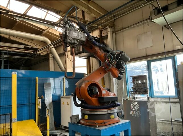 Industrijski robot
KUKA KR 210-2 2000