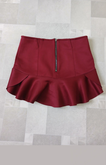 KIKIRIKI Bordo Peplum Mini Suknja (Vel. S)