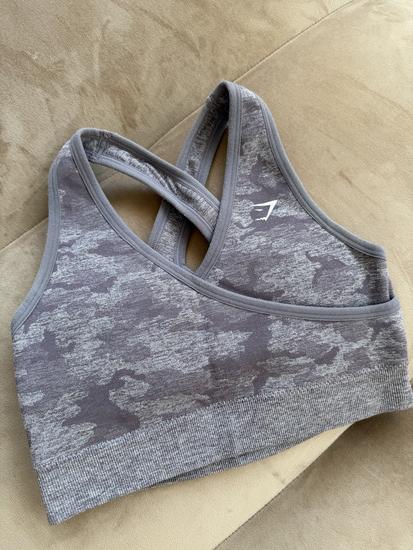 Gymshark top S