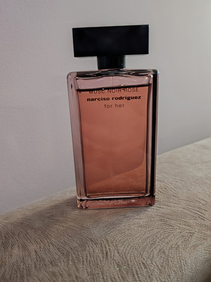 Narciso Rodriguez musc noir rose