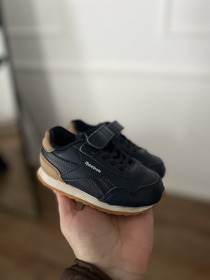 Reebok patike 21
