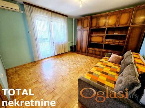Stan NOVI SAD,BULEVAR - 74 m2 180000 €, ID: 1100904