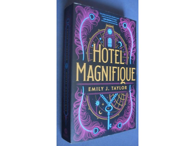 HOTEL MAGNIFIQUE - Emily J. Taylor