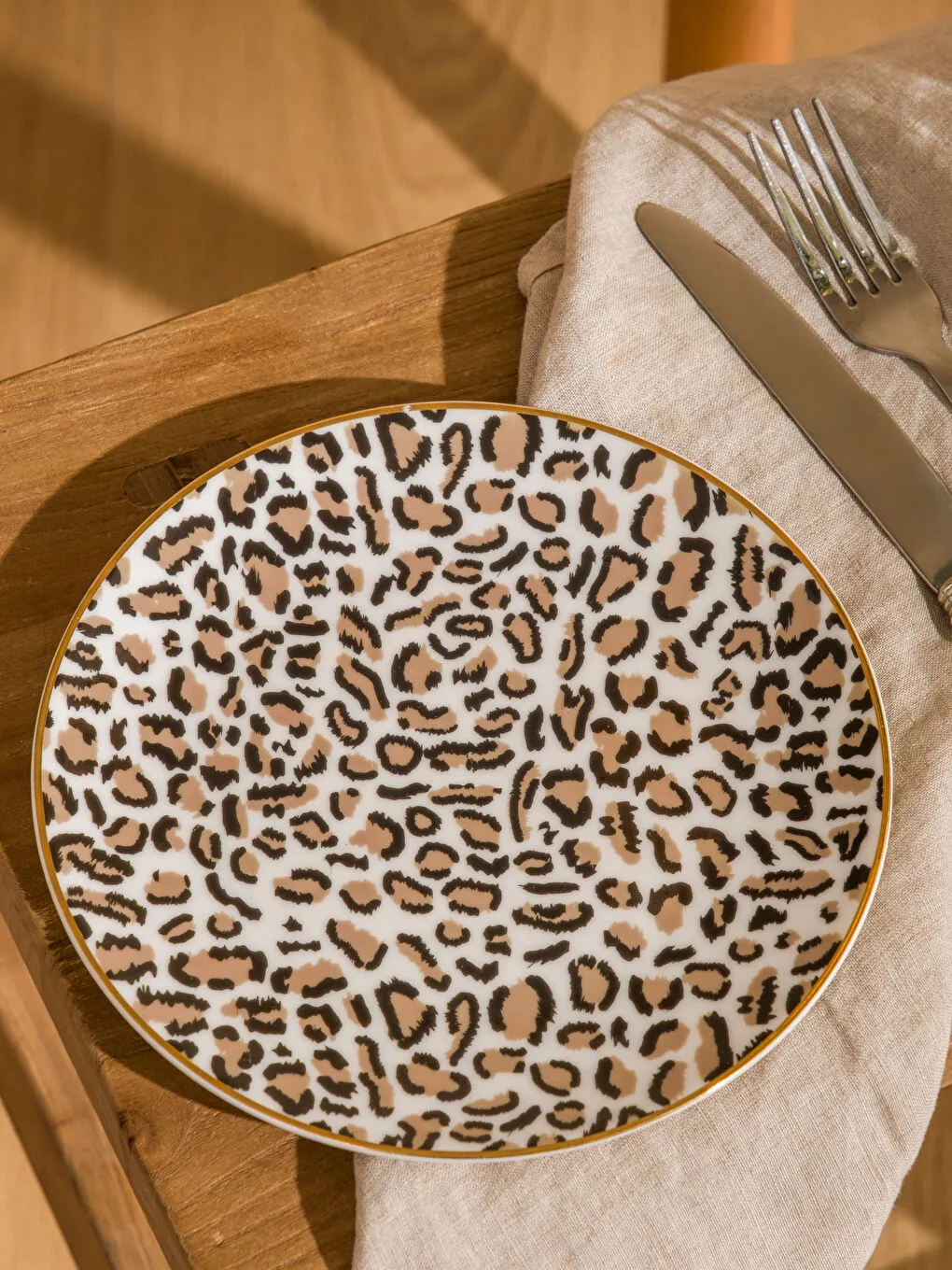 LCW HOME Porcelanski Tanjir Sa Leopard Printom 19 Cm
