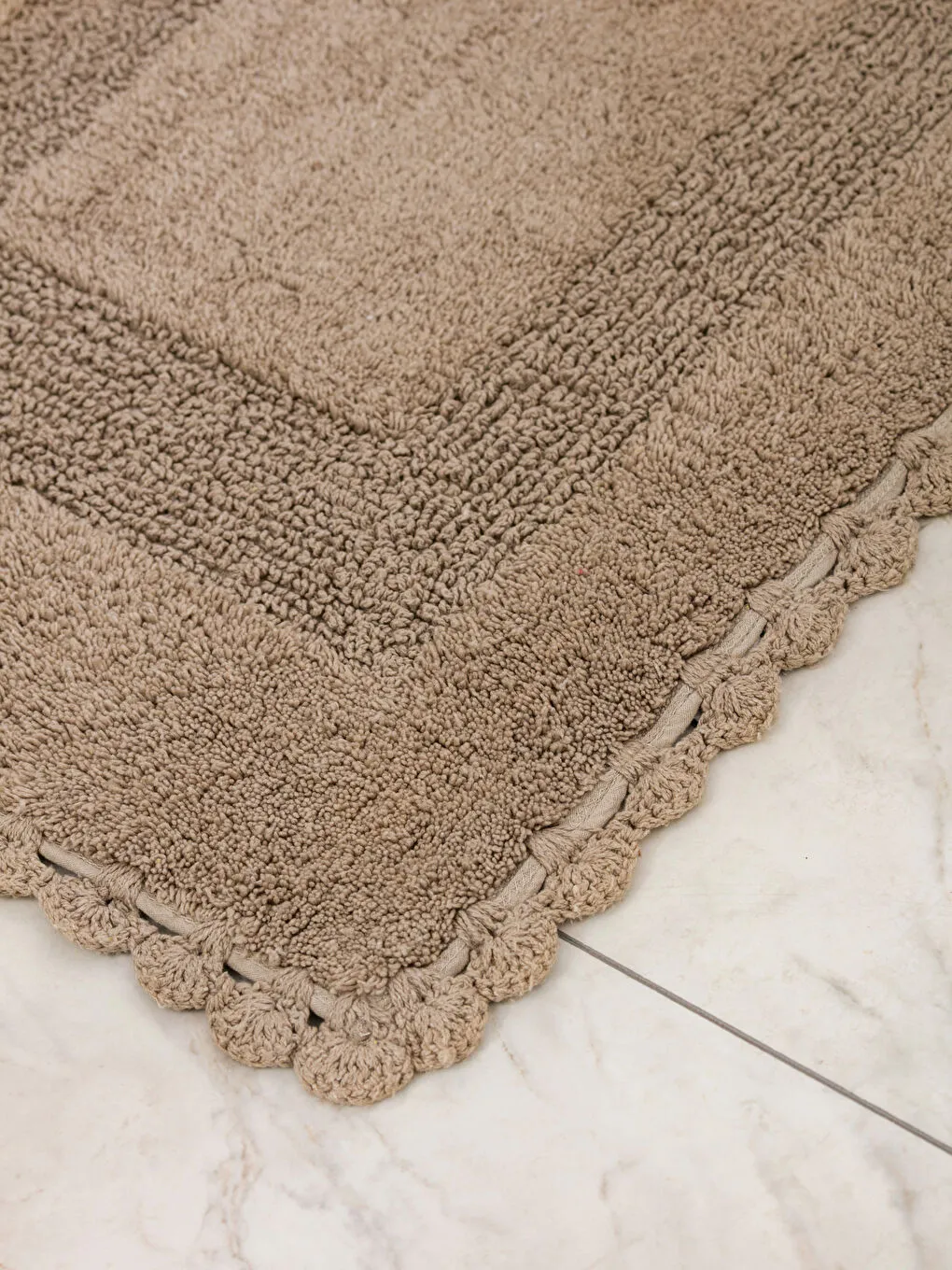 LCW HOME Prostirka Za Kupatilo Od Pliša Sa Uzorkom 50x80 Cm