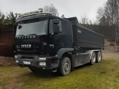 Prodaje se IVECO Stralis Trakker 500 kiper na aukciji