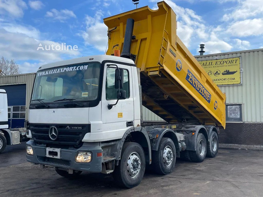 Mercedes-Benz Actros 4141 MP2 Kipper 8x4 V6 Manual Gearbox Full Steel Suspensi kiper
