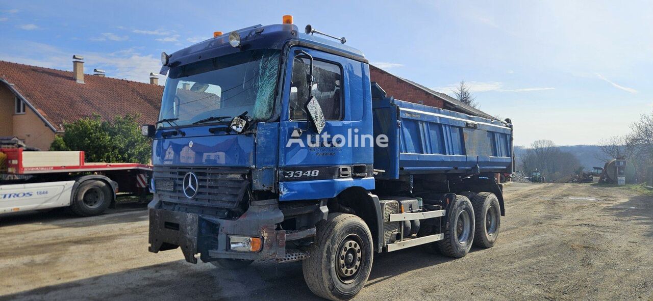 Mercedes-Benz Actros 3348 kiper nakon udesa