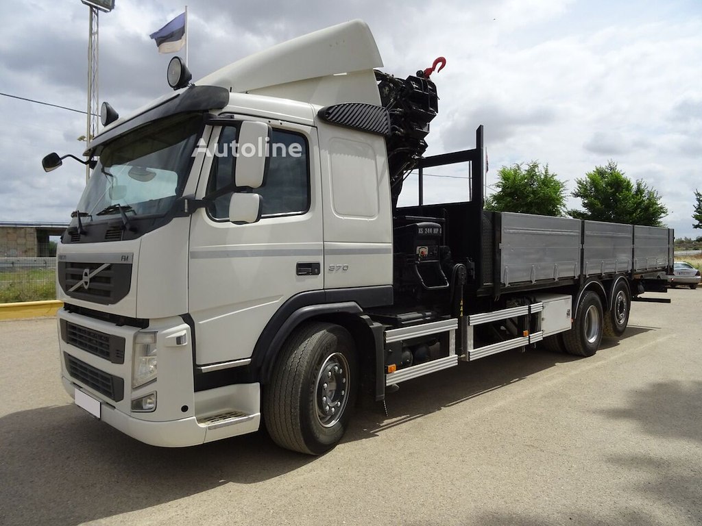 Volvo FM 370 kamion s ravnom platformom