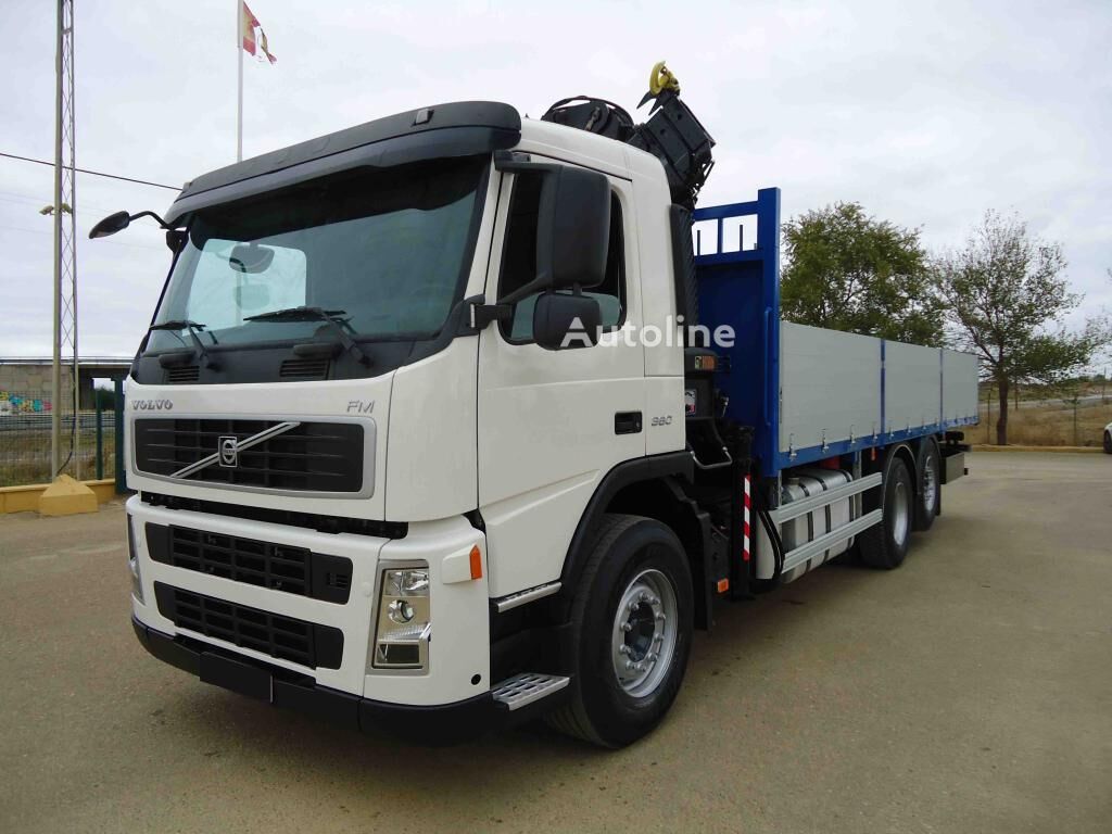 Volvo FM 360 kamion s ravnom platformom