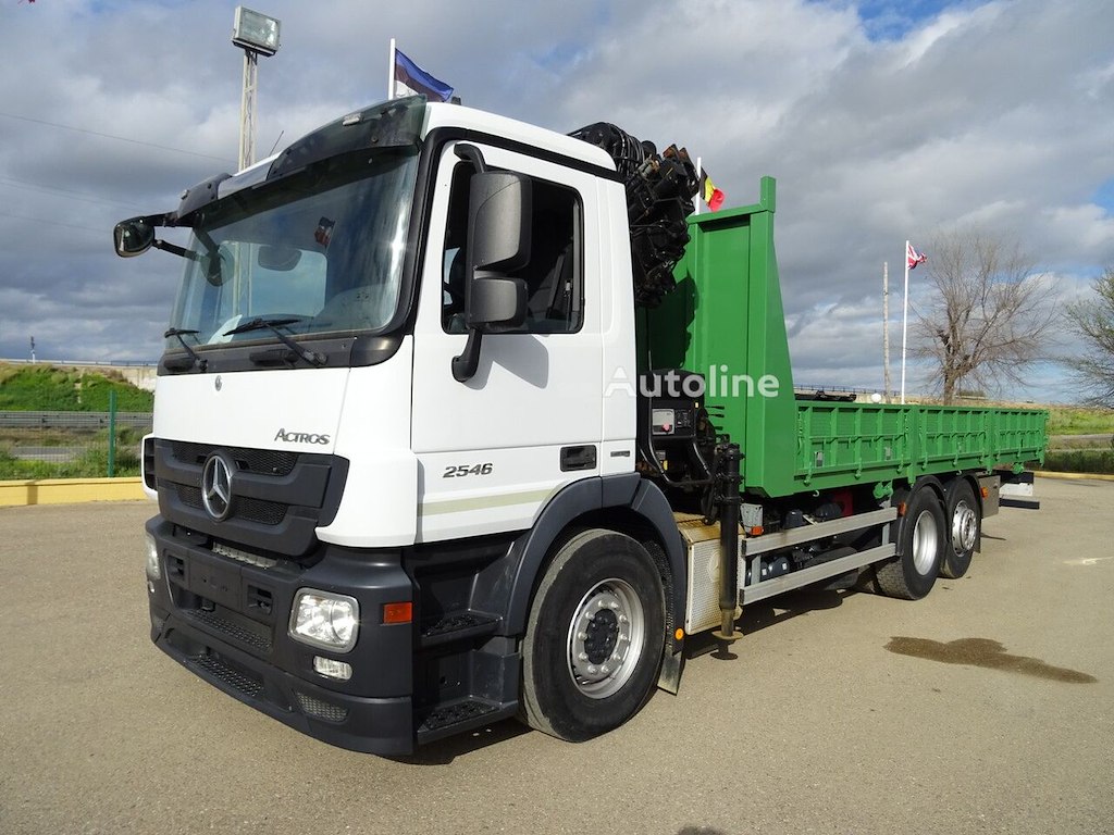 Mercedes-Benz ACTROS 25 44 kamion s ravnom platformom