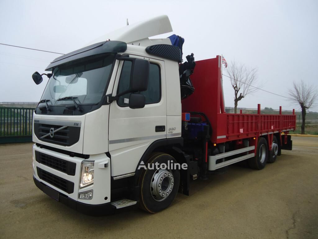 Volvo FM 330 kamion s ravnom platformom