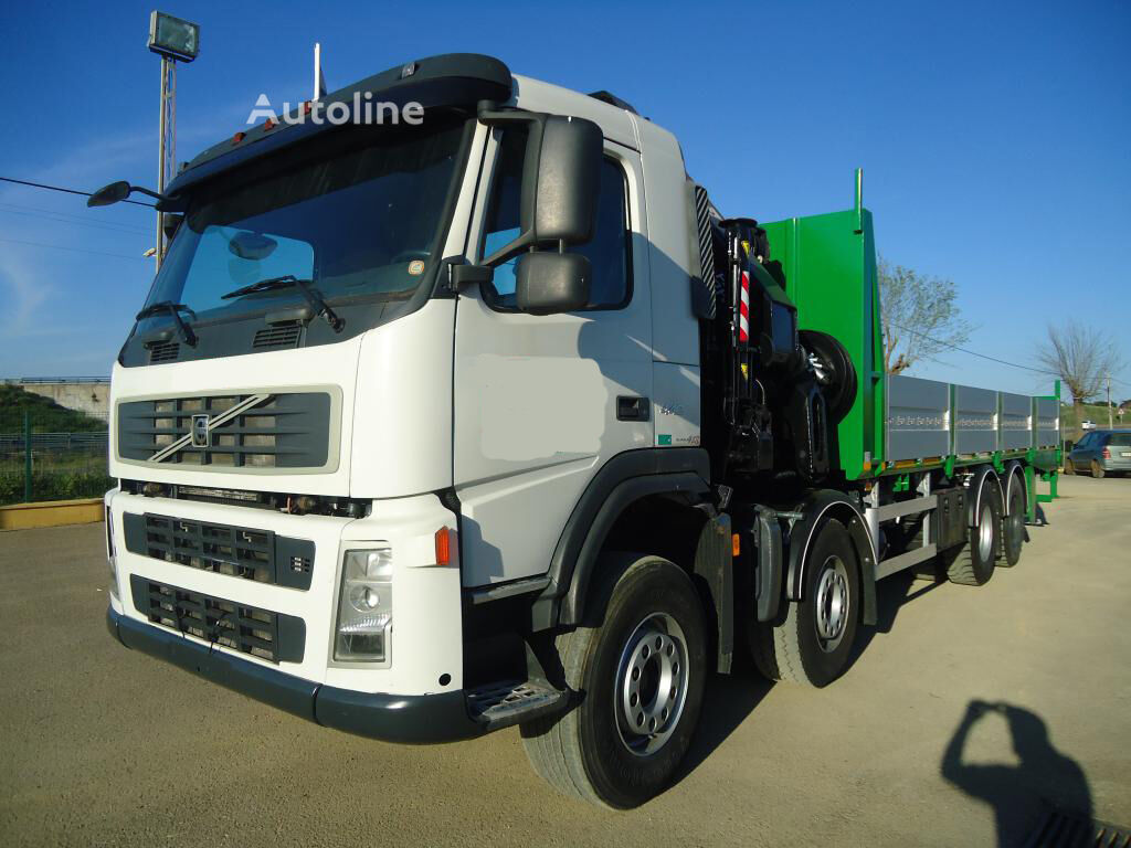 Volvo FM 440 kamion s ravnom platformom