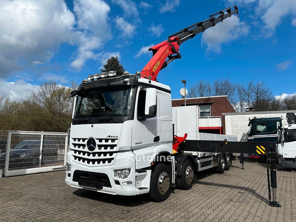 Mercedes-Benz Arocs 3248 kamion s ravnom platformom