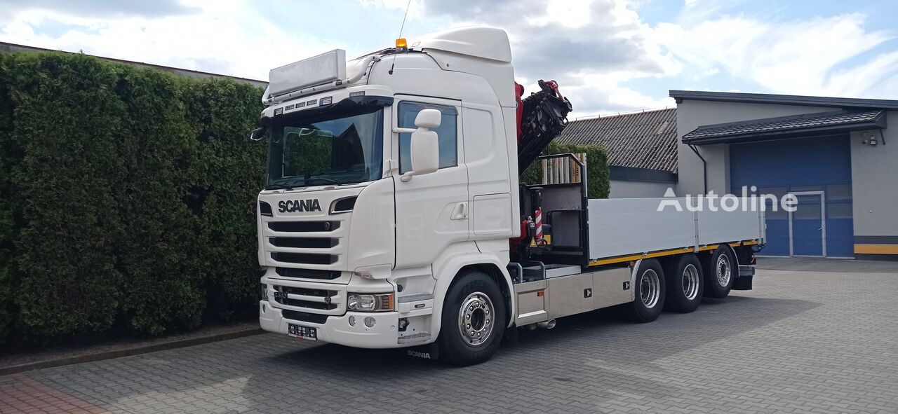 Scania R580 V8 8x4 HMF3220K7 kamion s ravnom platformom