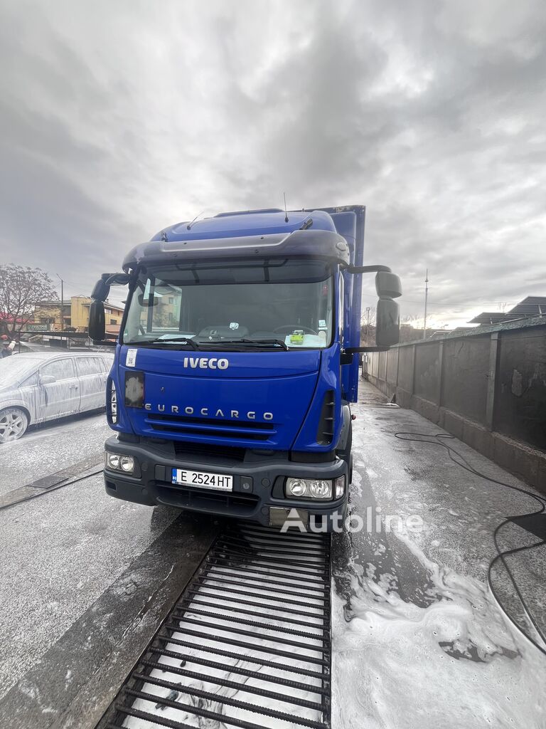 IVECO EuroCargo kamion furgon