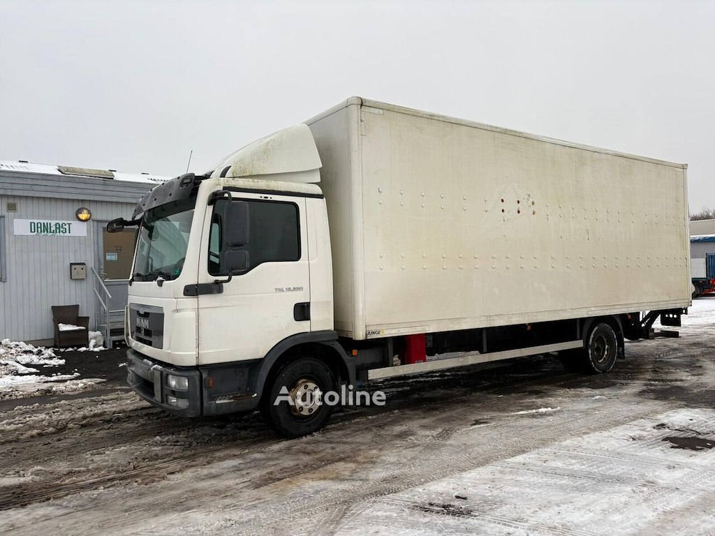 MAN 12.220 Box / Koffer kamion furgon