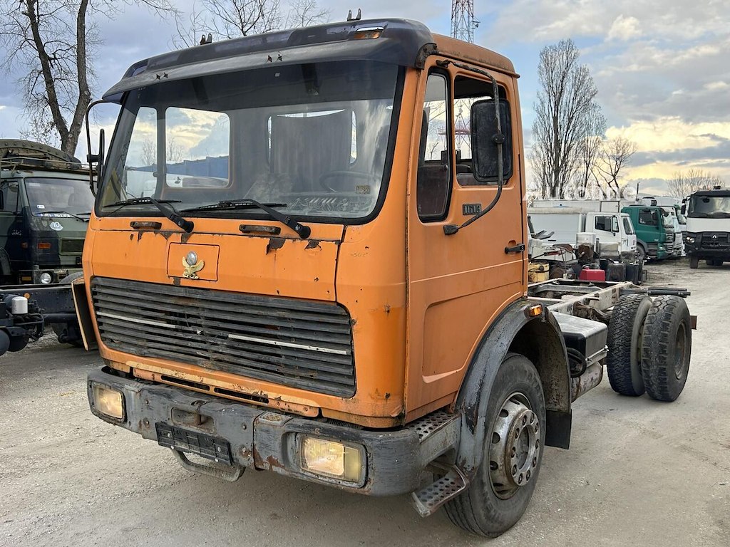 Mercedes-Benz 1613 kamion šasija
