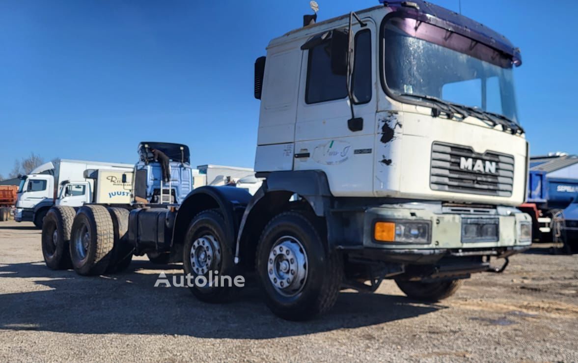 MAN 32.364 8x4 chassis full steel manual 6 cyl kamion šasija