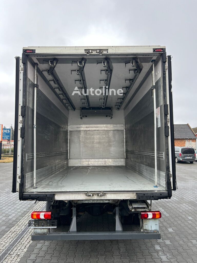 Mercedes-Benz ATEGO 1224 ROHRBAHNEN HOOK REFRIGERATOR MEAT kamion hladnjača
