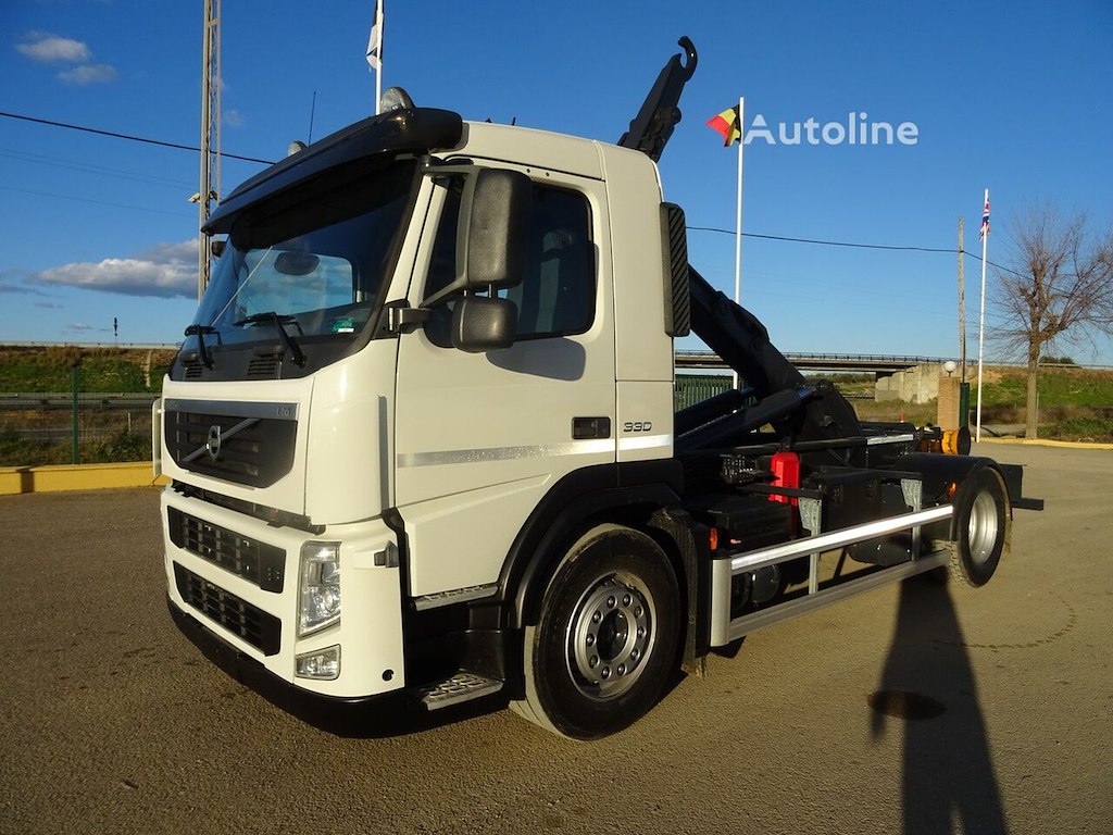 Volvo FM 330 kamion rol kiper