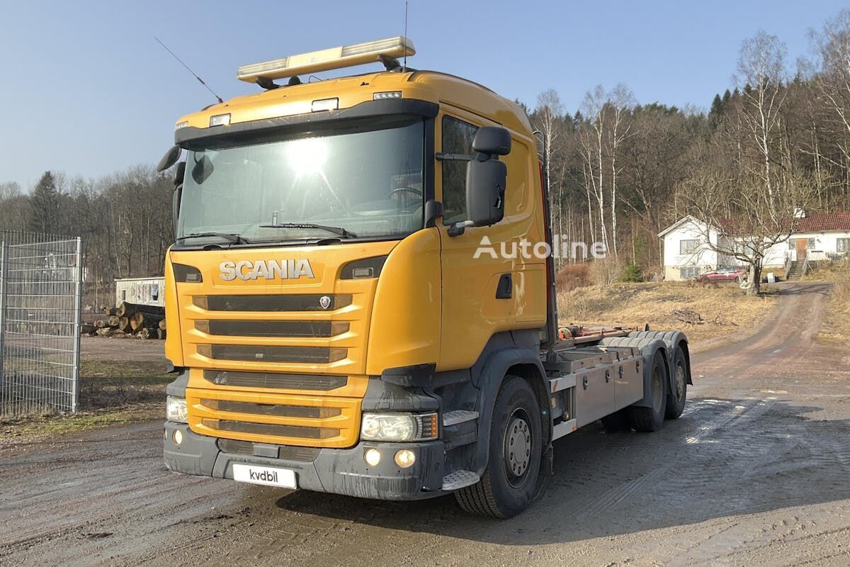 Prodaje se Scania R490LB HNB rol kiper sa kukom na aukciji