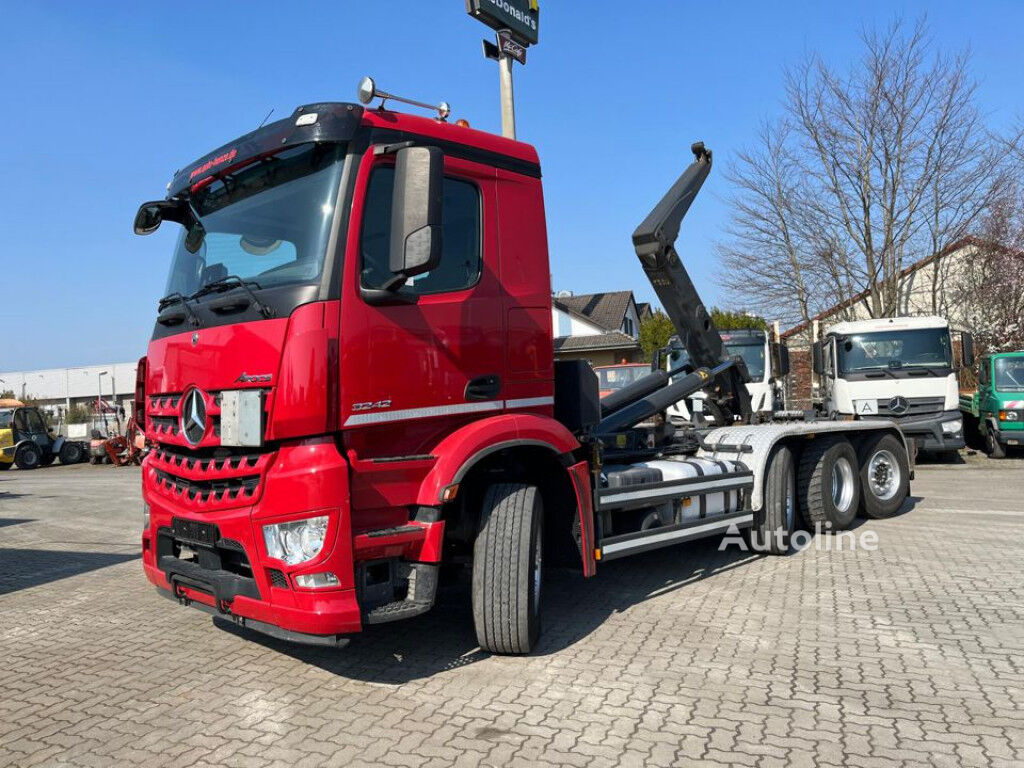 Mercedes-Benz Arocs 3242 kamion rol kiper