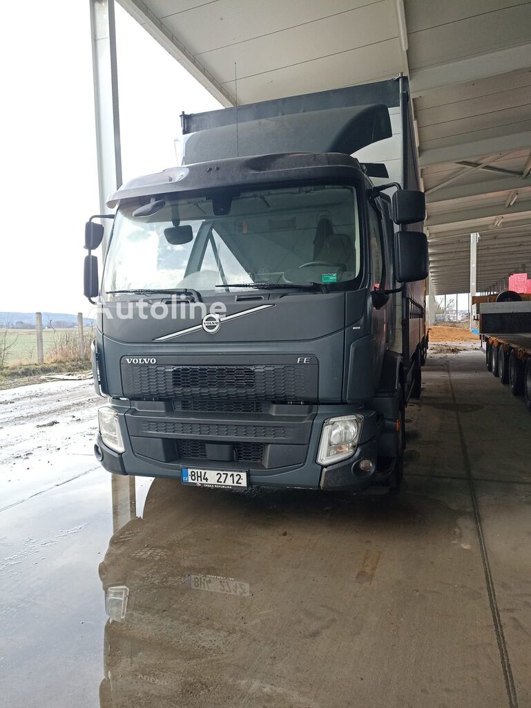 Volvo FE 320 kamion sa klizna zavesa cerada