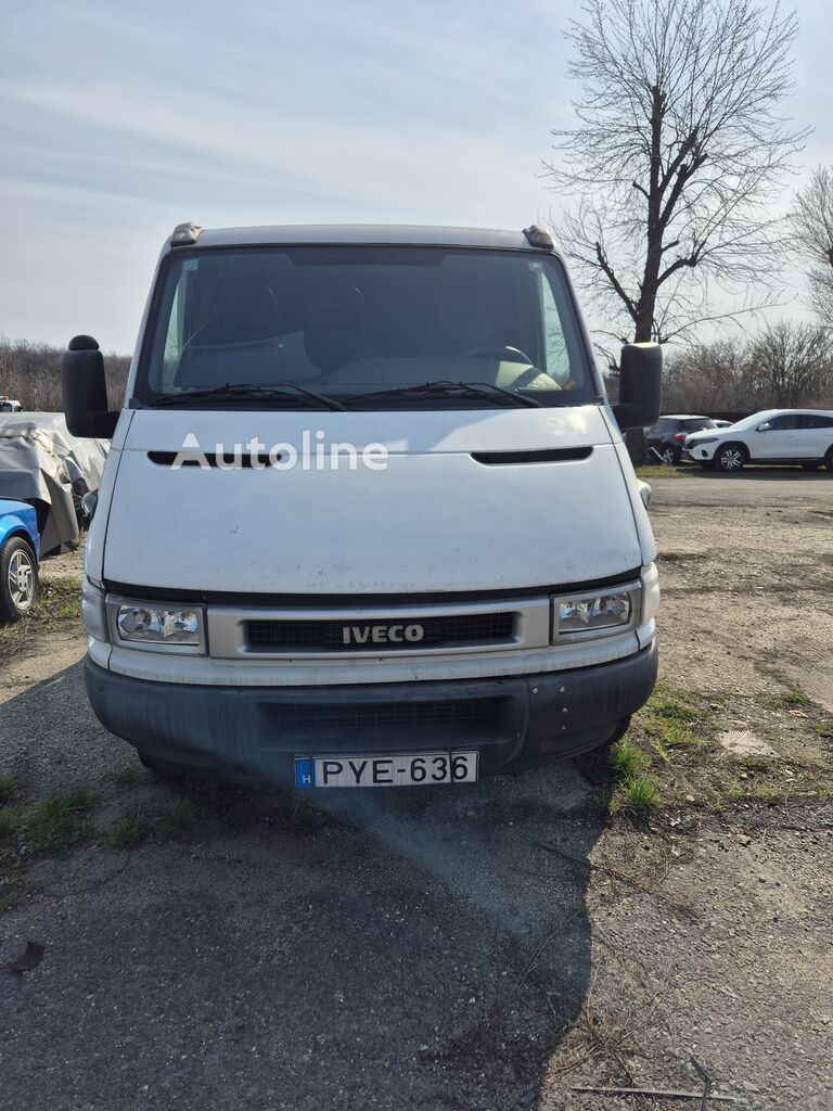 IVECO Daily 35C14 autotransporter
