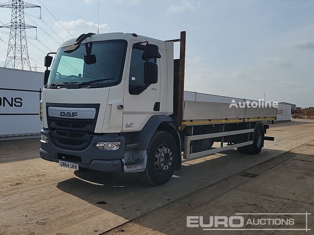 Prodaje se DAF LF220 FA autotransporter na aukciji