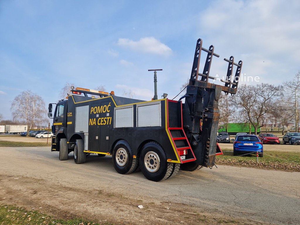 Mercedes-Benz SK šlep auto