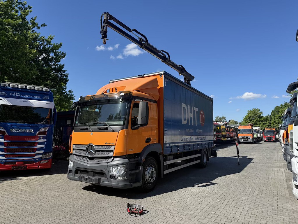 Mercedes-Benz Actros 1827 Tarpaulin + Crane Palfinger PK 9002 kamion s ceradom