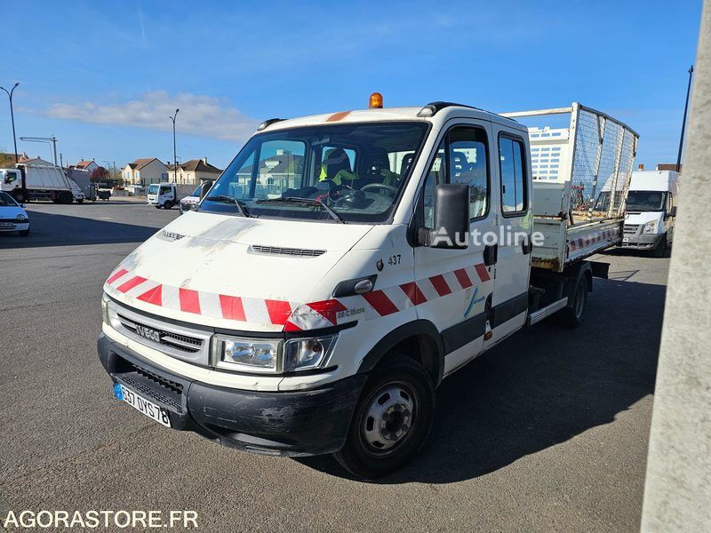 Prodaje se IVECO 35C12 kamion s ravnom platformom < 3.5t na aukciji