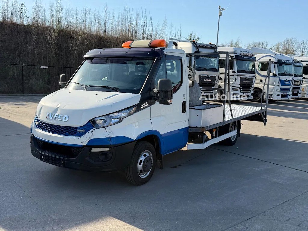 IVECO Daily 50-210 BJ2015 kamion s ravnom platformom < 3.5t