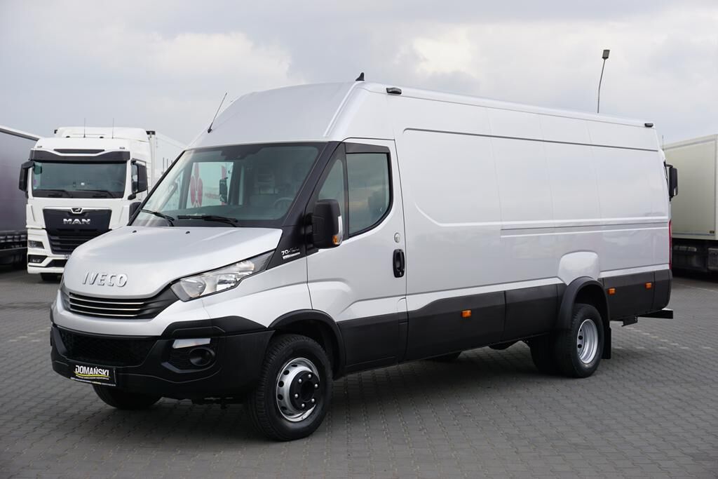 IVECO DAILY / 70C18 / 3,0 - 180 KM / HI - MATIC / MAXI / 91 000 KM minibus furgon