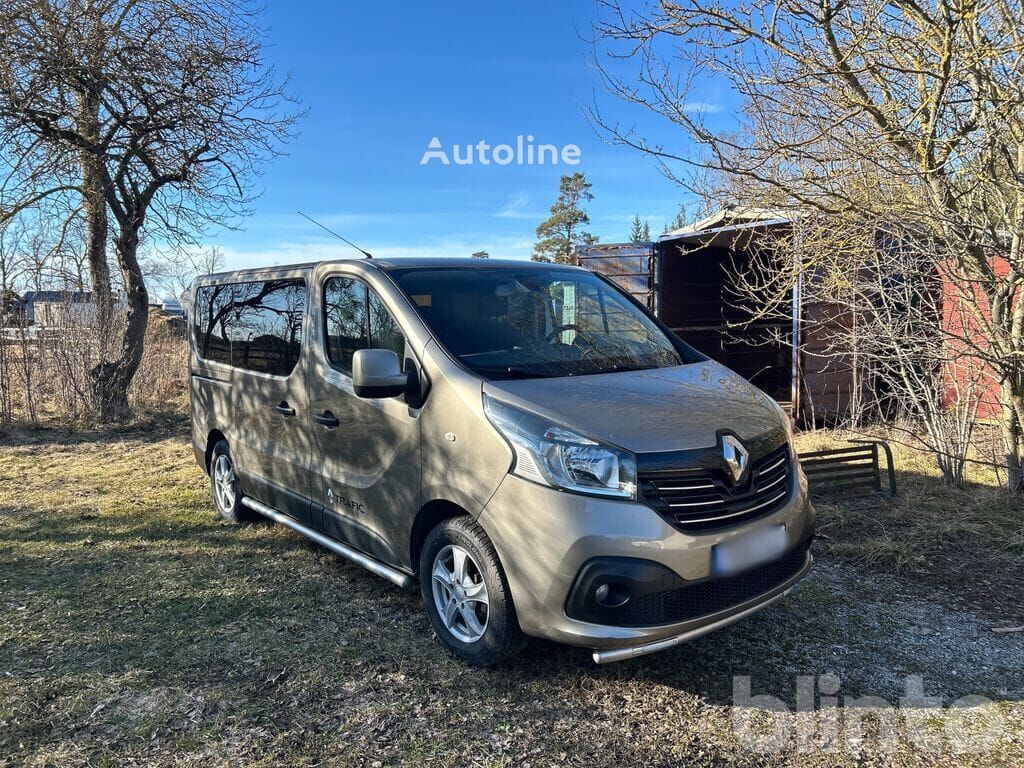 Prodaje se Renault TRAFIC putnički minibus na aukciji